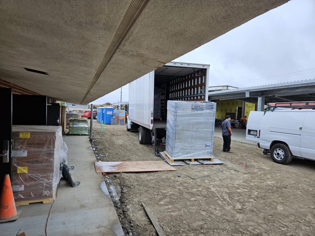 GK Logistics – We Deliver.