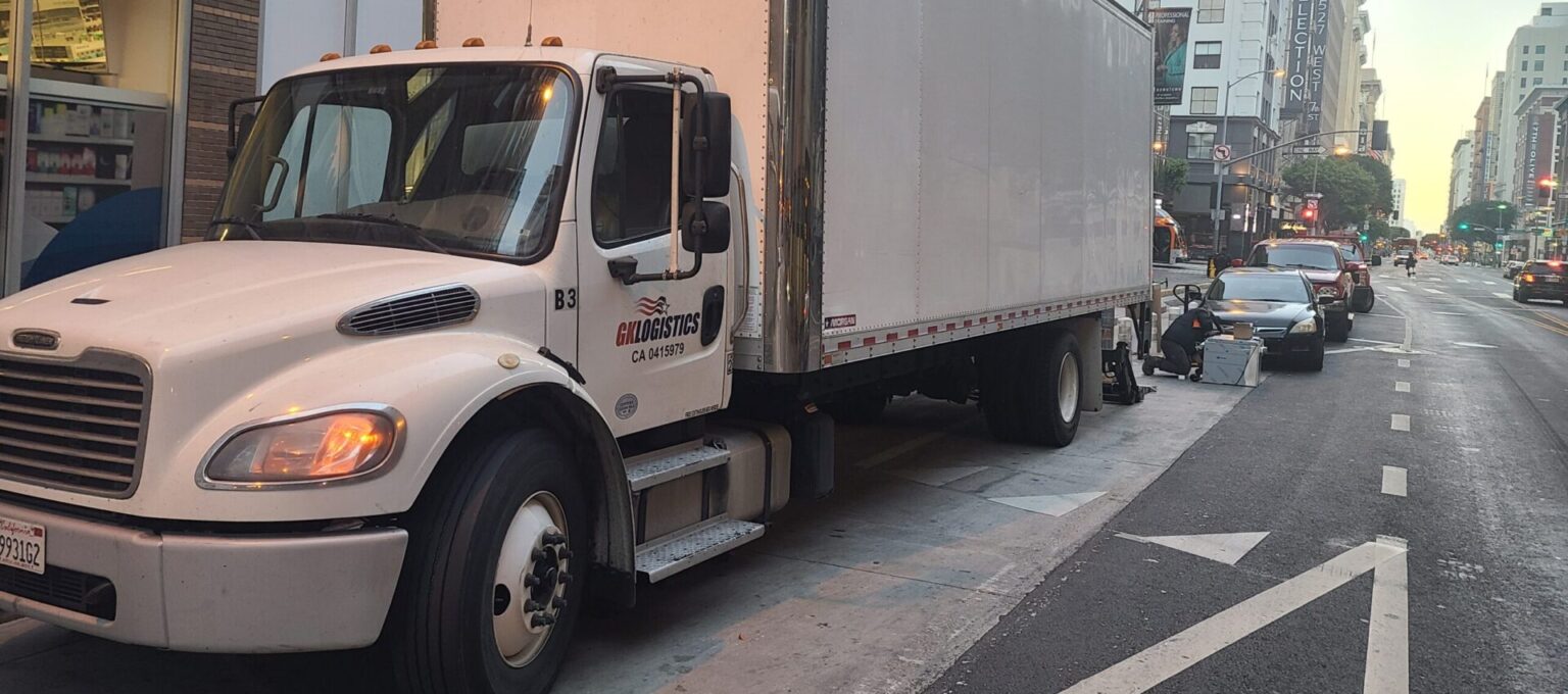 GK Logistics – We Deliver.